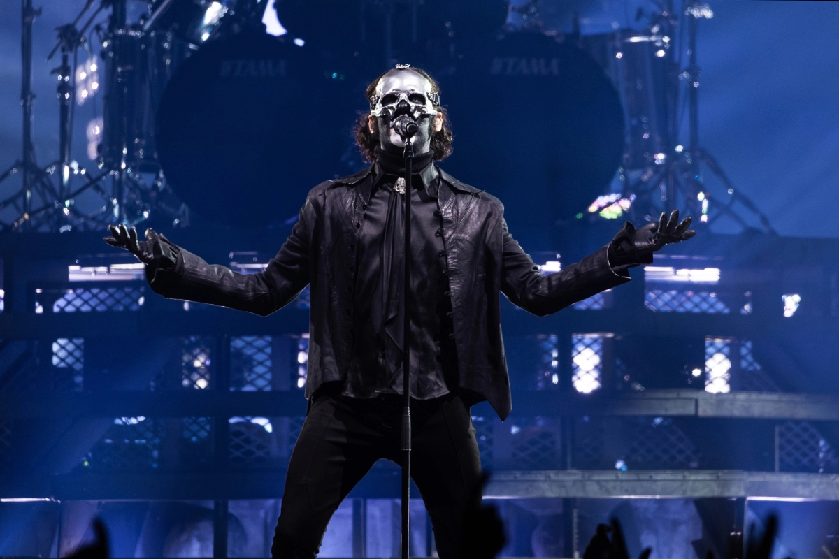 Photos of Ghost live at O2 Arena, London on 19 April 2025. | The Line ...